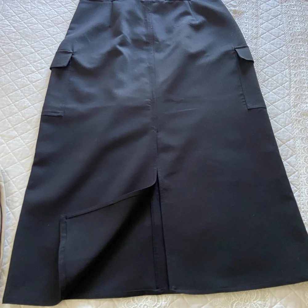 Zara | Skirts | Zara Ponte Midi Cargo Skirt Size Usa Large Whimsygoth ...